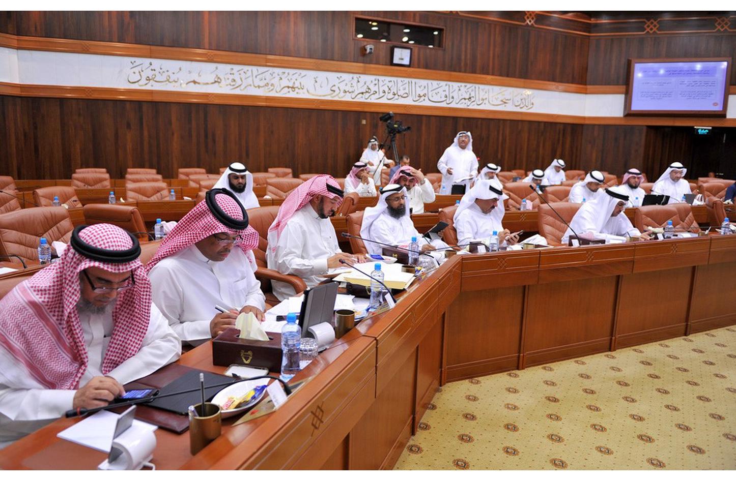 النواب يؤجل التصويت على قانون رسوم الصرف الصحي صحيفة الأيام البحرينية