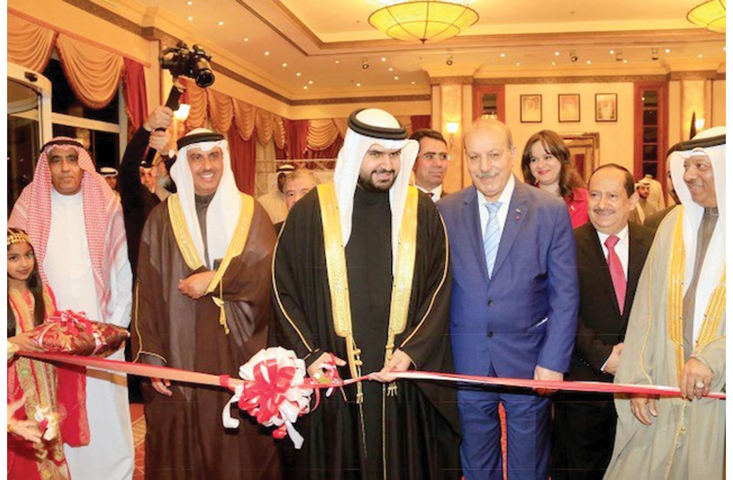عيسى بن علي يفتتح الملتقى الخليجي الثامن للأطفال صحيفة الأيام البحرينية