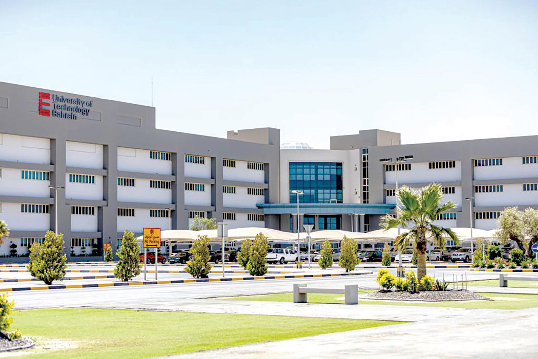 جامعة «UTB» للتكنلوجيا تعلن استمرار التسجيل للفصل الدراسي الثاني ...