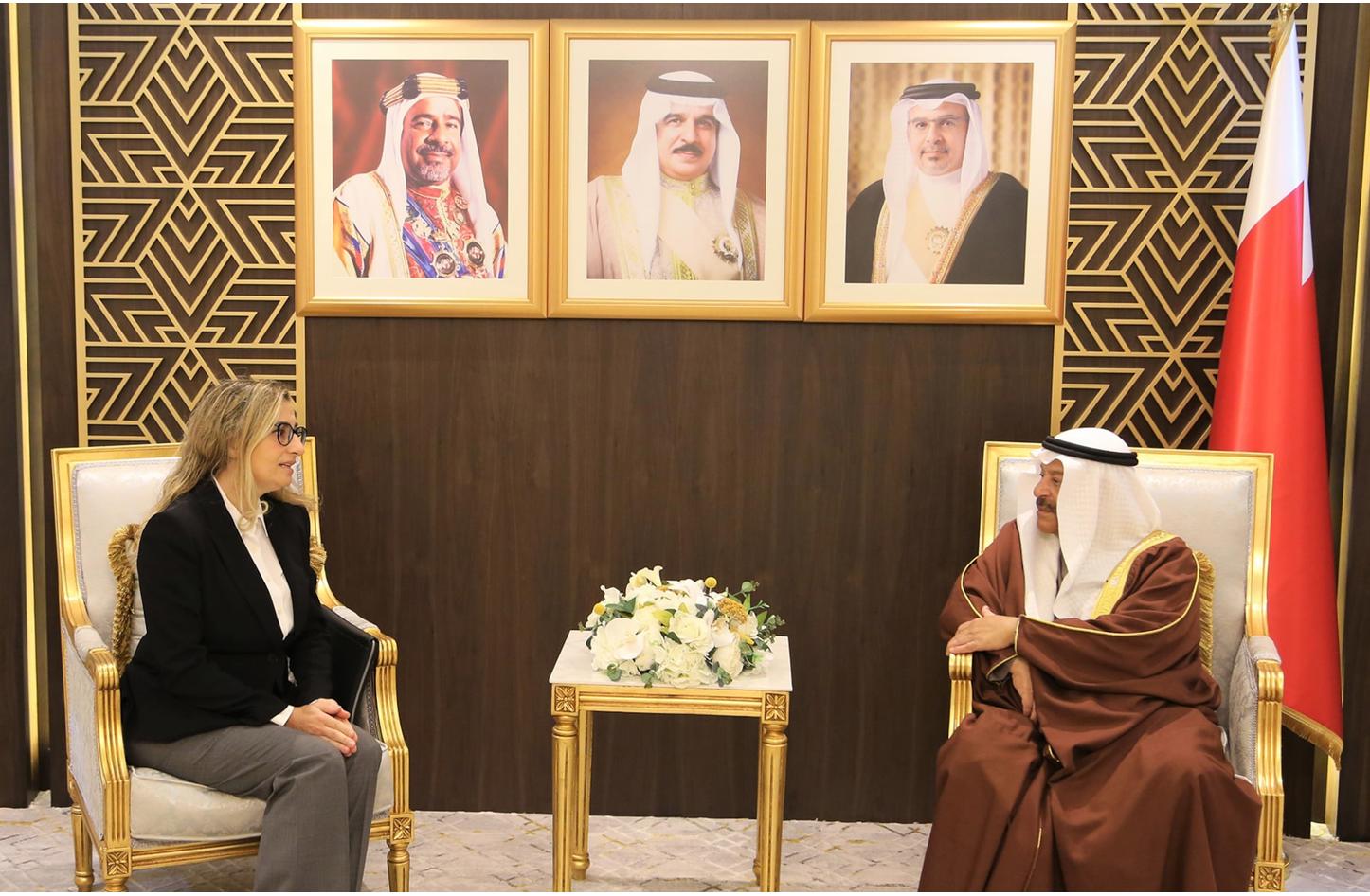 رئيس مجلس الشورى علاقات الصداقة المثمرة بين البحرين وإيطاليا تعزز